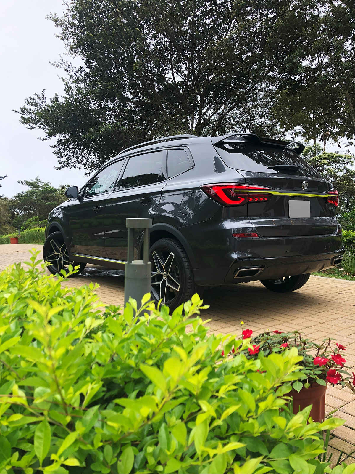 MG RX5 - Morris Garages